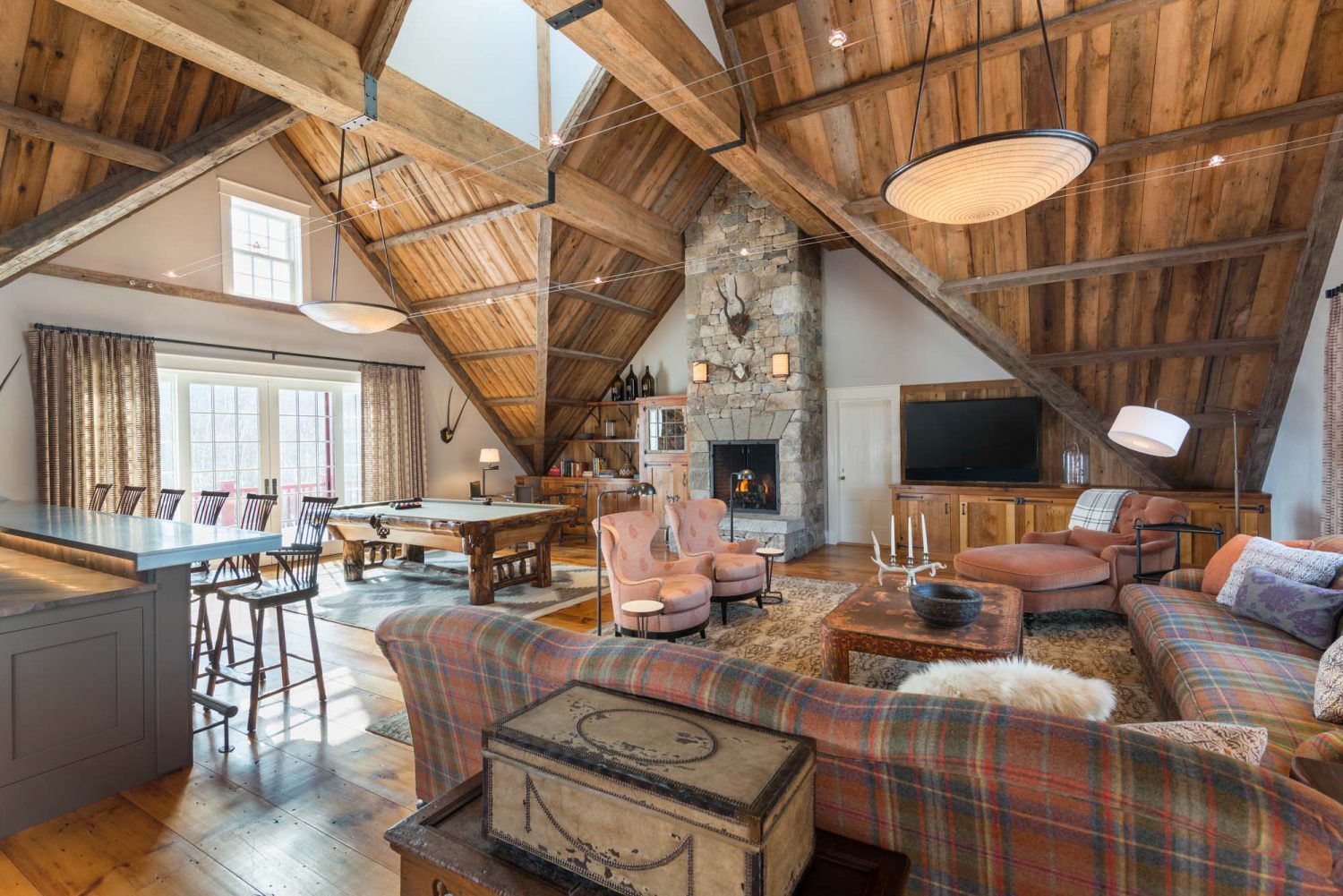 Mountain Ridge Compound / Vermont – Taylor Interior Design